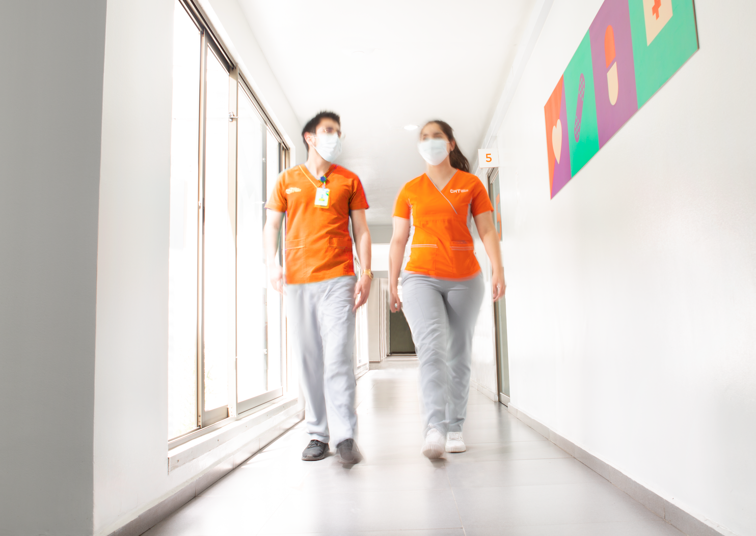 Feliz día del TENS y Técnico Paramédico | Blog | CMT Salud